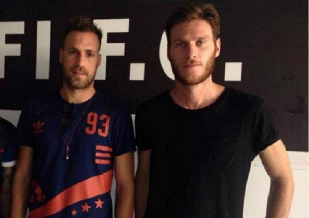 ΒΑΓΓΕΛΗΣ ΝΙΚΟΛΟΠΟΥΛΟΣ - Dokari.gr