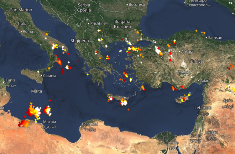 Καιρός 30-3: Διάσπαρτες καταιγίδες τώρα! Πού εκδηλώνονται Live - Dokari.gr